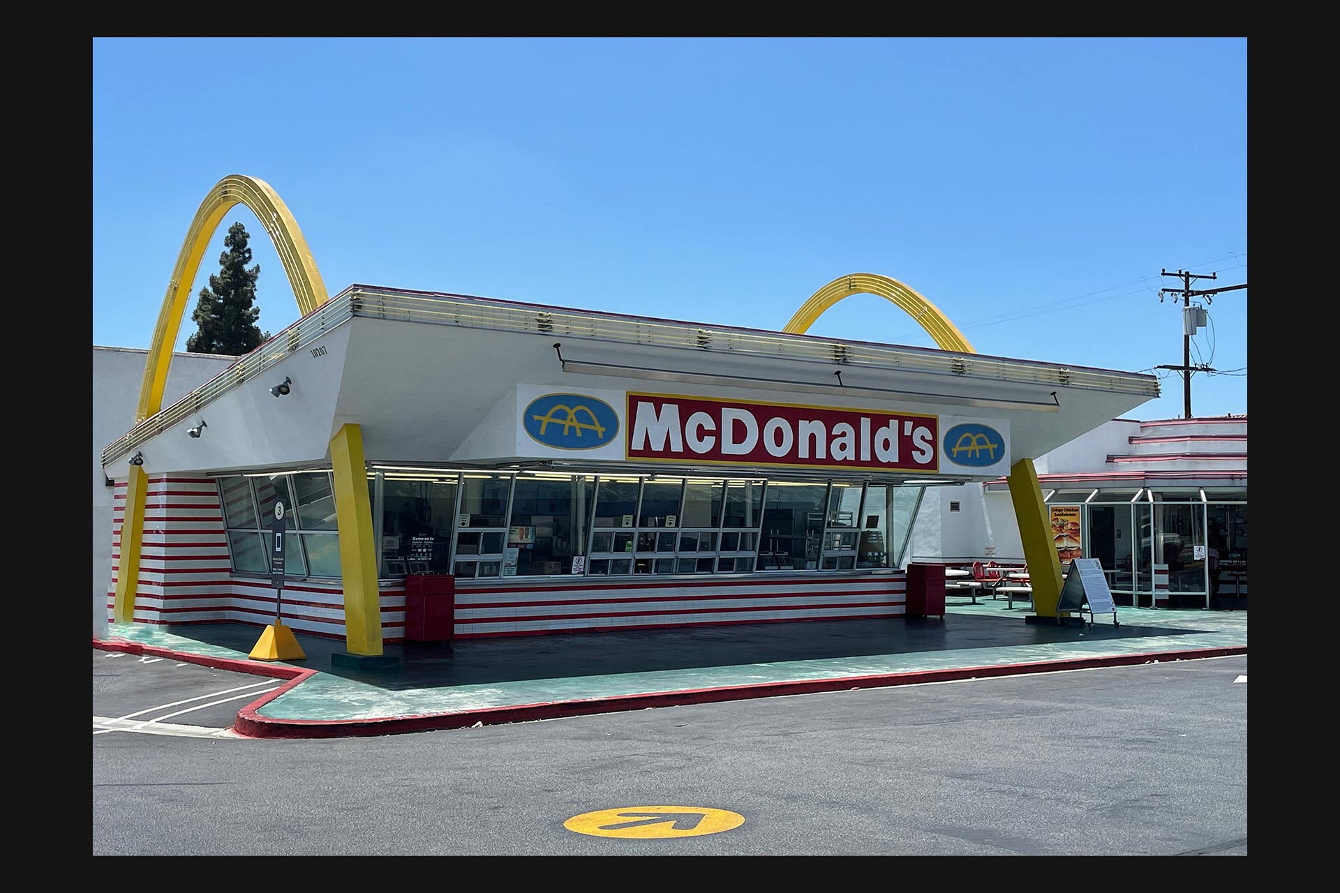 L.A. Signs zine series captures the City of Angels like never before ...