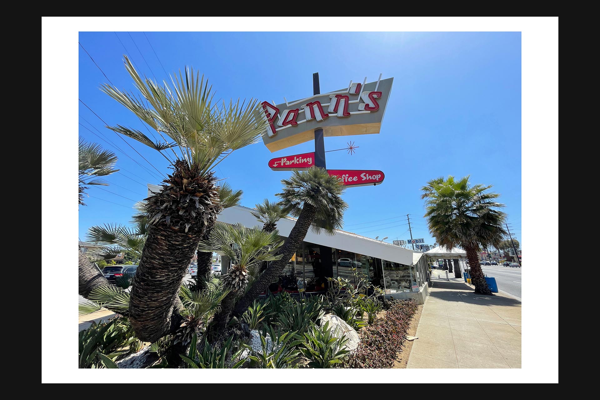 L.A. Signs zine series captures the City of Angels like never before ...